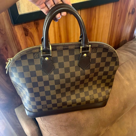 Louis Vuitton | Bags | Checkerboard Louis Vuitton Purse | Poshmark